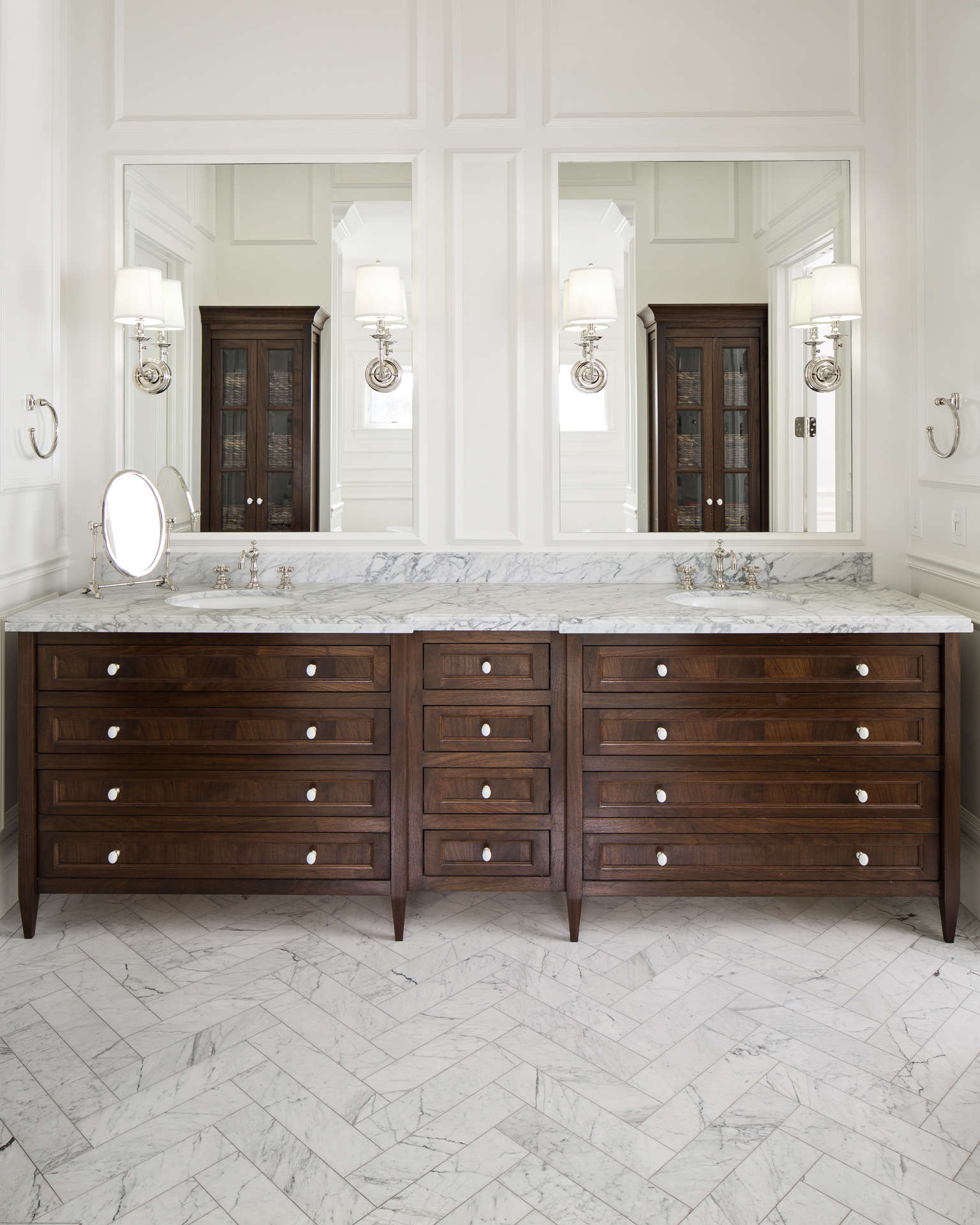 Classic Traditional Design Details to Inspire - Hello Lovely