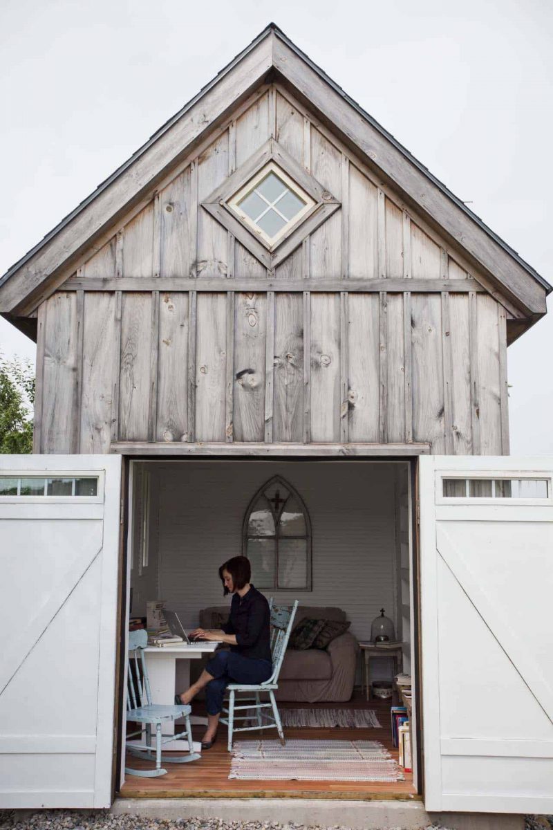 She Shed Chic, Potting Sheds & Backyard Inspiration Now - Hello Lovely