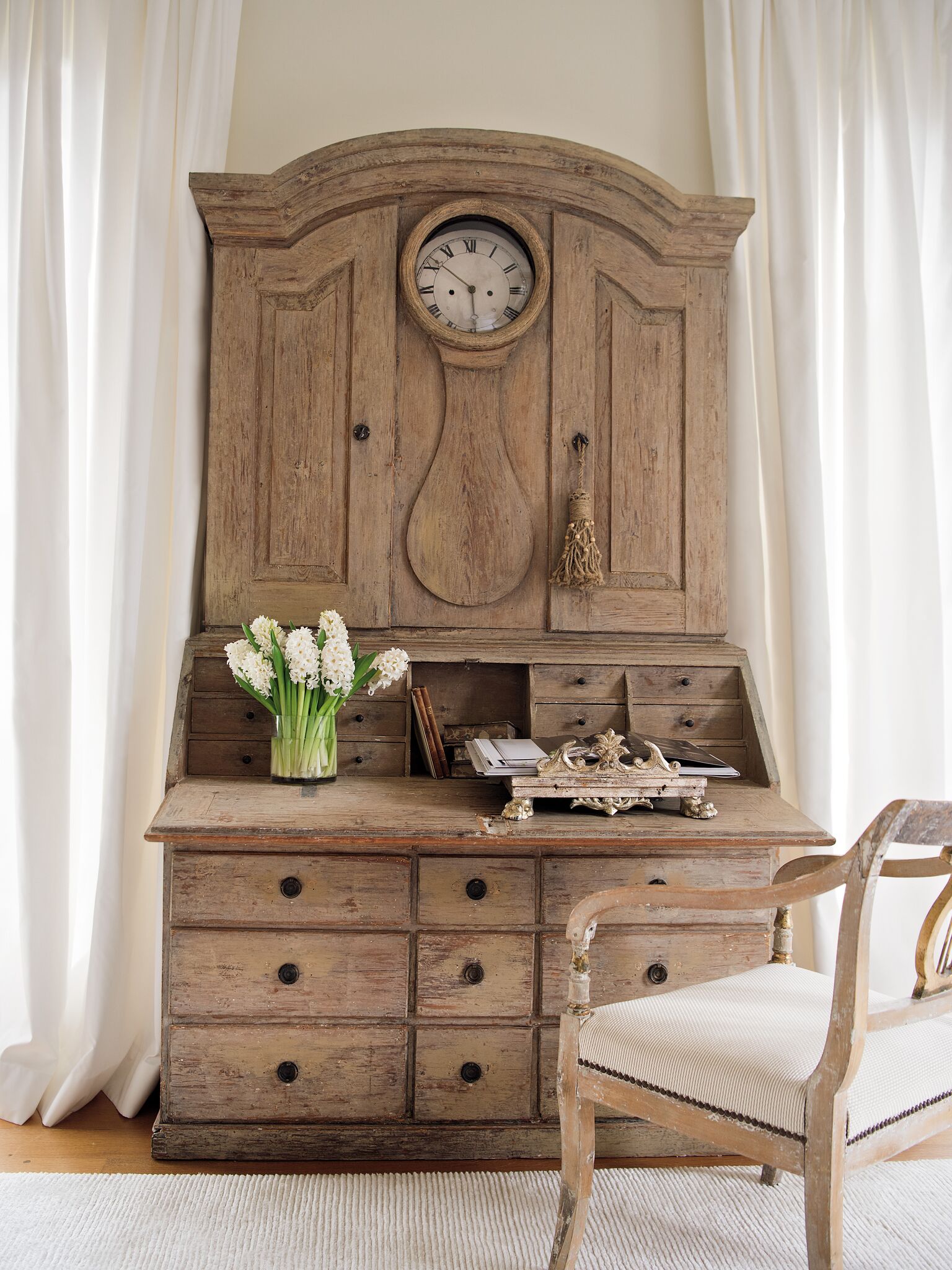 SOUL OF THE HOME: Designing With Antiques - Hello Lovely