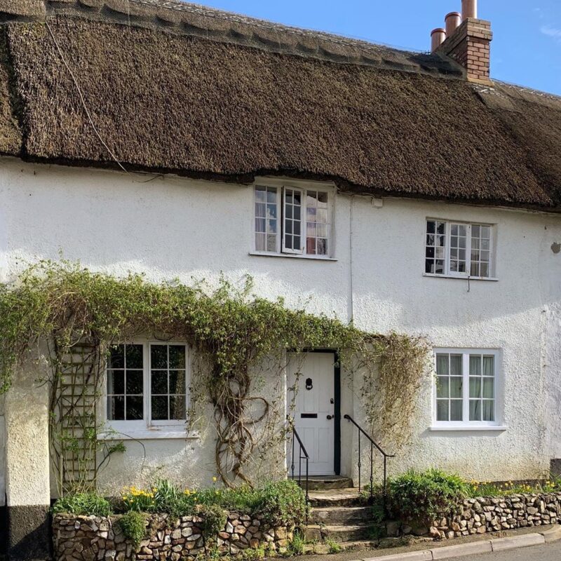 Gorgeous White Homes + White Exterior Paint Colors to Try Now! - Hello ...