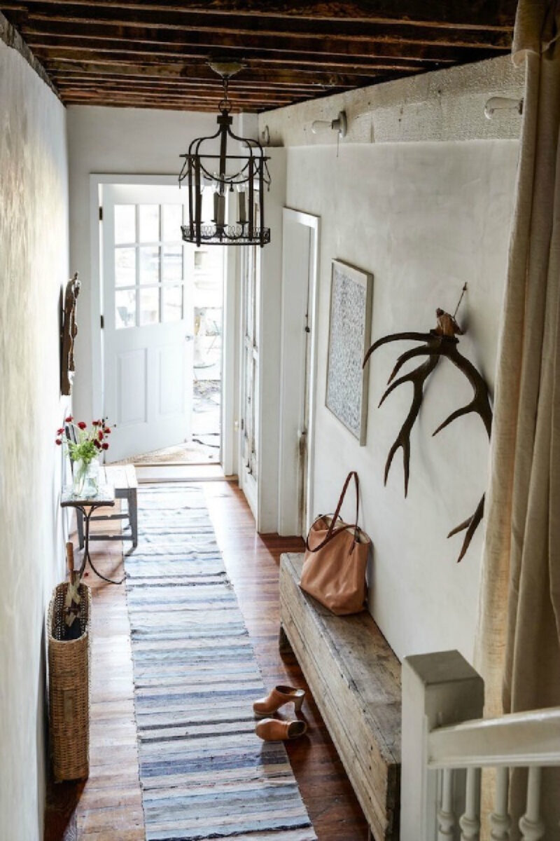 33 European Country Style Interiors & PAINT COLORS You'll Love Now ...