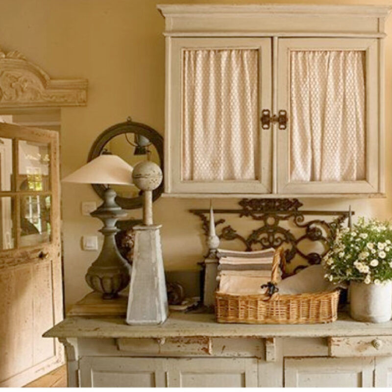 White French Nordic Decorating & French Interiors - Hello Lovely