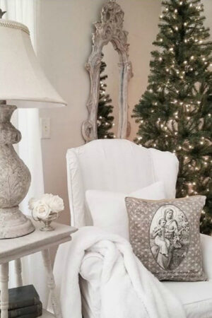 French Country Christmas House: How to Enchant for a Joyeux Noël ...
