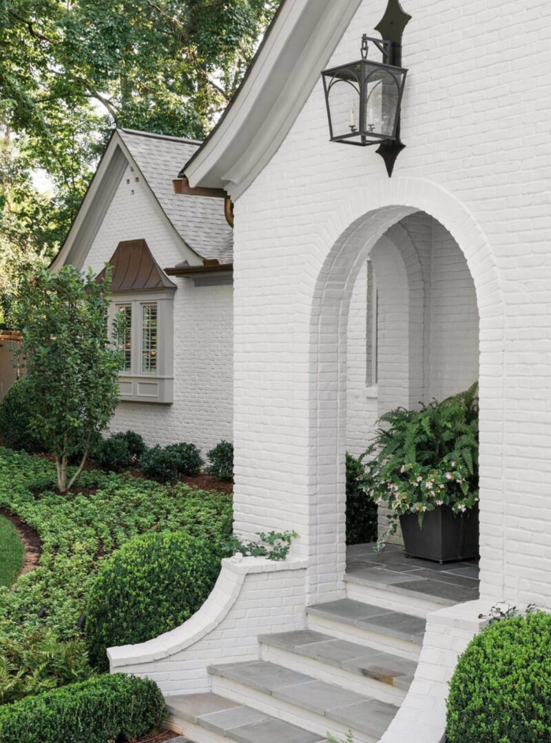 Gorgeous White Homes + White Exterior Paint Colors to Try Now! - Hello ...