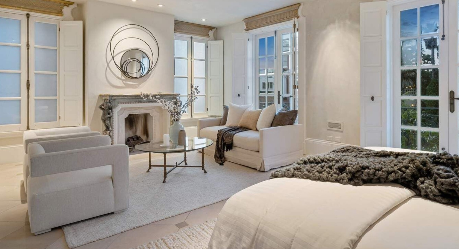 Parisian Style Mansion Tour: 5 Surprising Ideas to Apply Now! - Hello ...