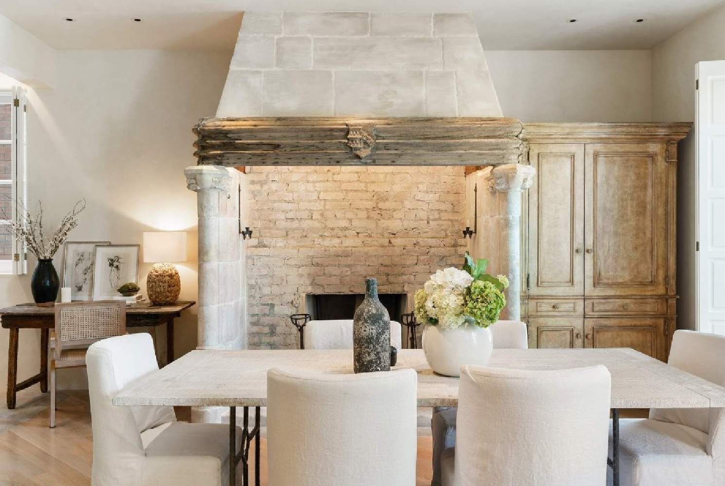 Parisian Style Mansion Tour: 5 Surprising Ideas to Apply Now! - Hello ...