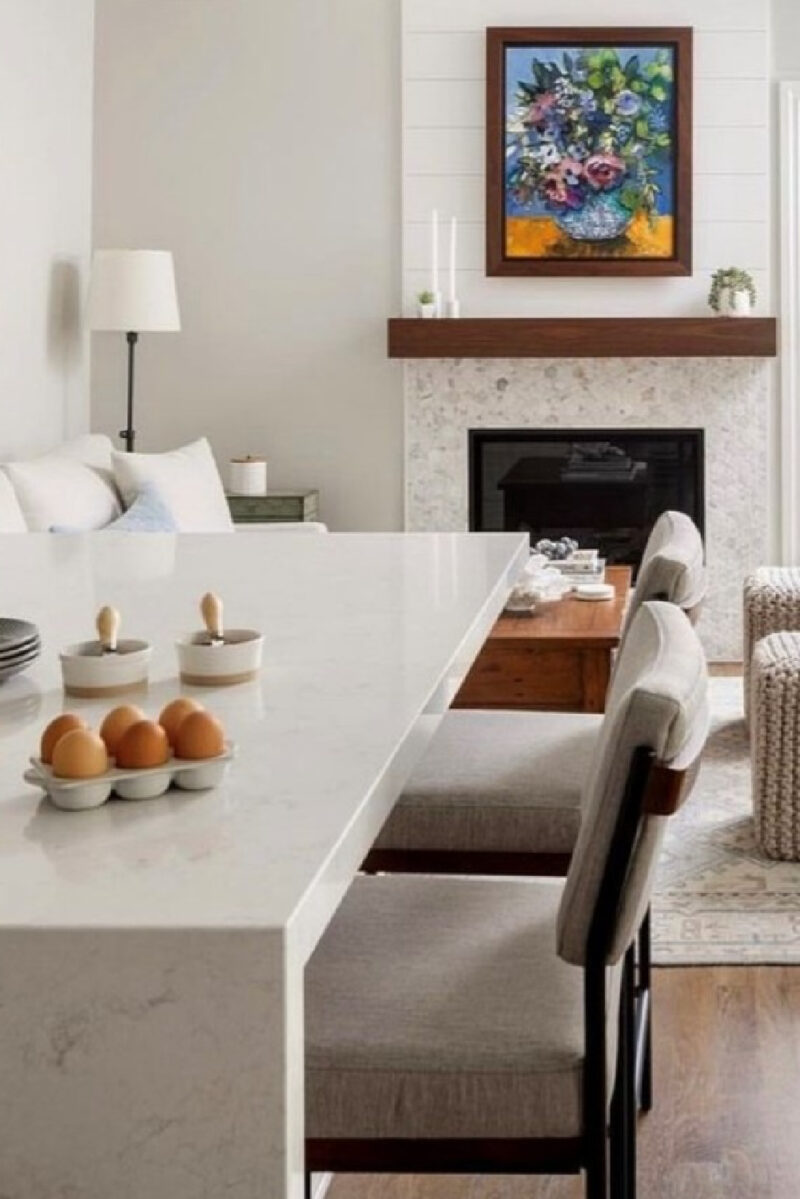 Viatera Quartz Counters: 4 White Colors to Consider - Hello Lovely