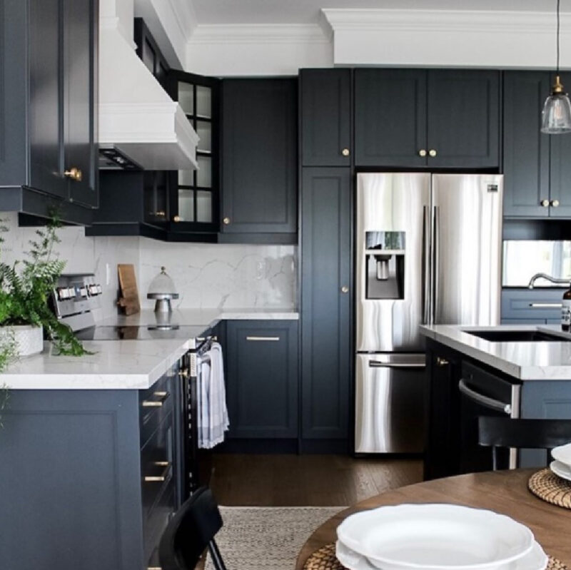 Chantilly Lace (Benjamin Moore): The Right White for You? - Hello Lovely