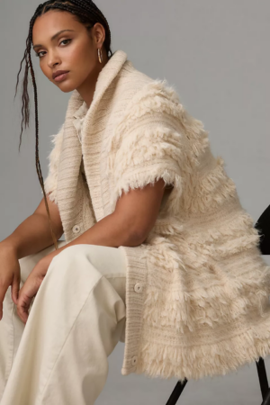 Winter Whites to Wear, Paint Colors & Cozy Cocoon Mood - Hello Lovely