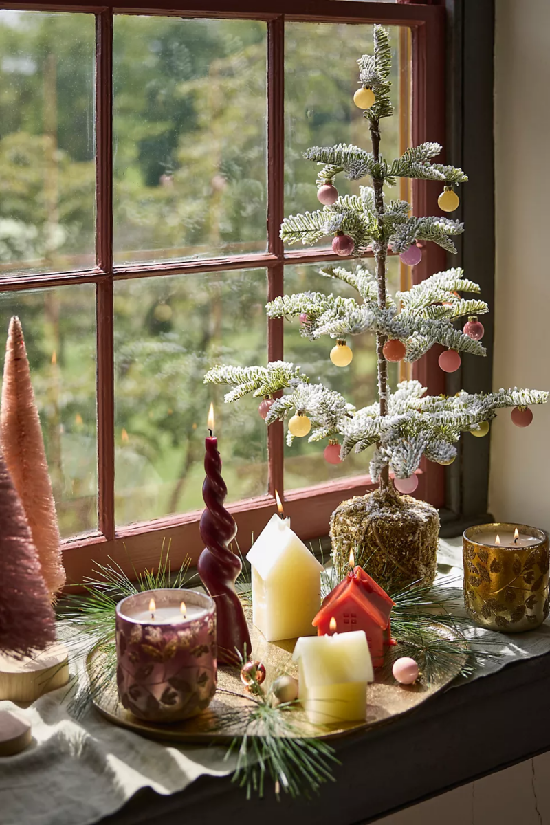 Winter Whites to Wear, Paint Colors & Cozy Cocoon Mood - Hello Lovely