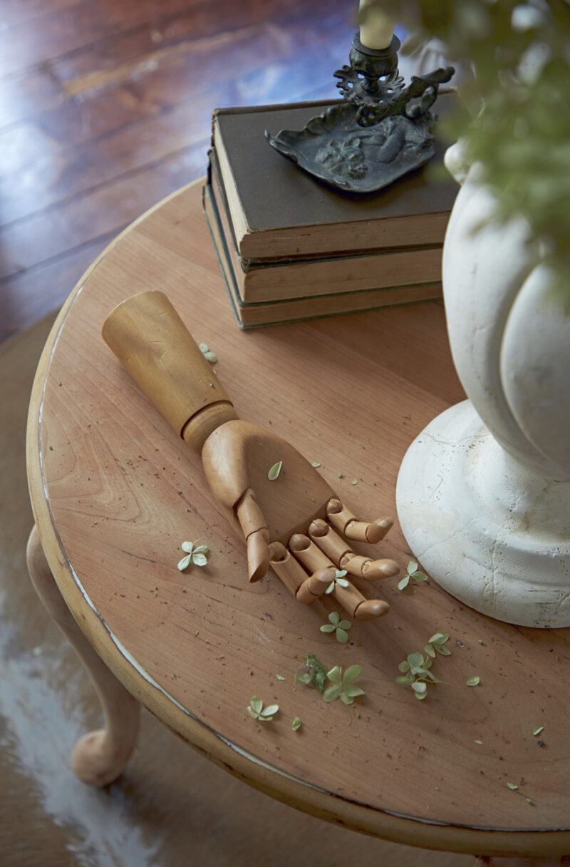 Nora Murphy: COUNTRY HOUSE LIVING Book Review! - Hello Lovely