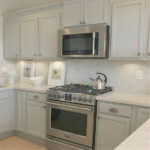 SOPRANO Quartz Countertop (Viatera) Review - Hello Lovely
