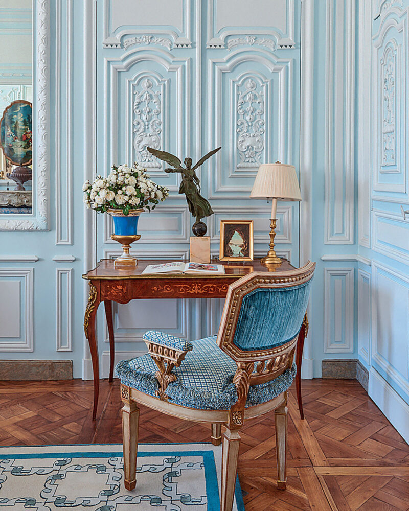 Yummy DESIGN BOOKS for Cozying On Down Now - Hello Lovely