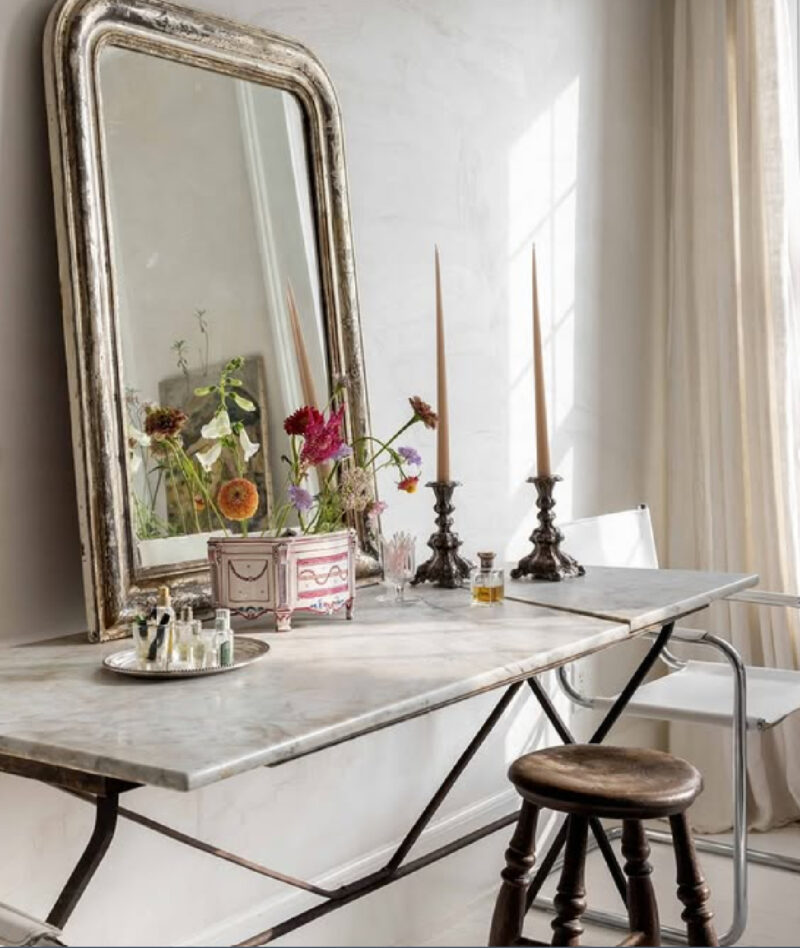 Look Closer: Lovely Vignettes - Hello Lovely