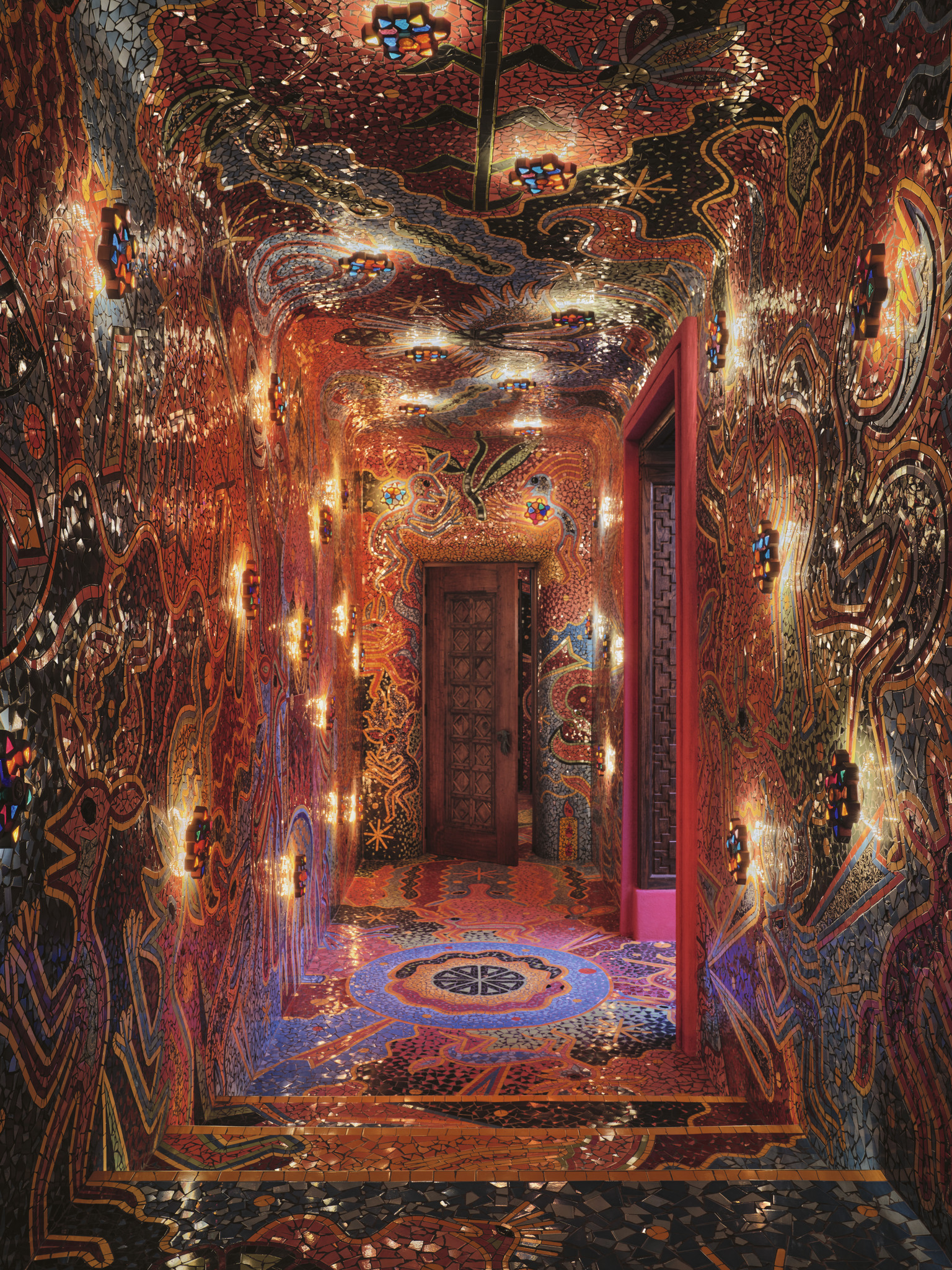 FANTASY Interiors ALIVE With Provocative Color - Hello Lovely